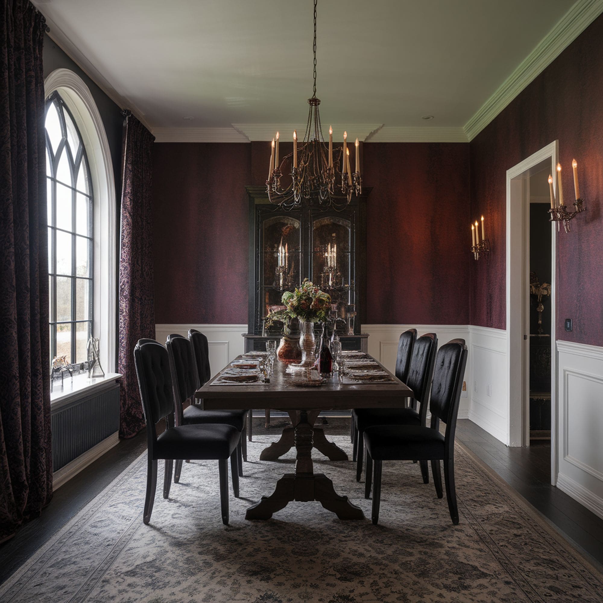 10 Ways to Decorate Your Home in the Gothic Style – Rhythm of the Home