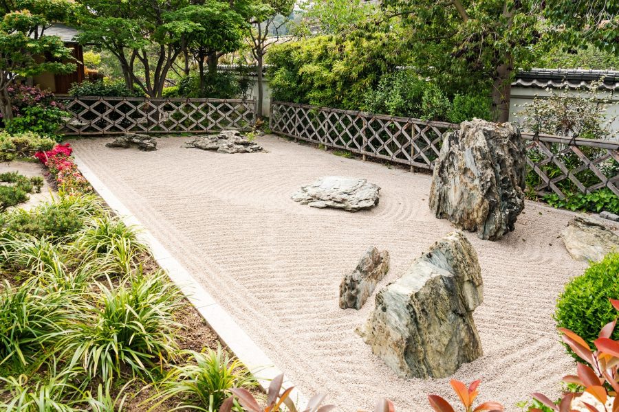 How to Make a Zen Garden – Rhythm of the Home