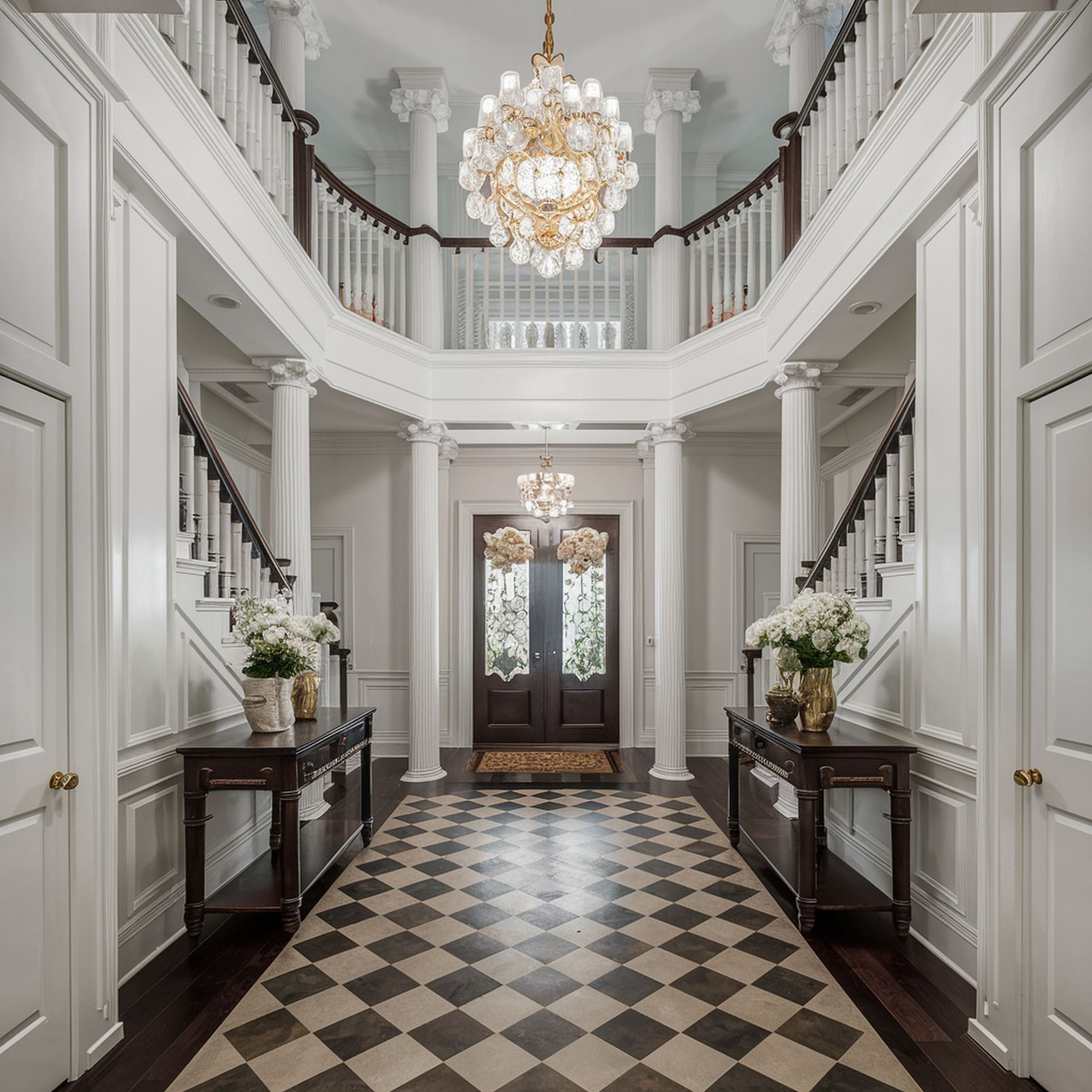 8 Ways To Decorate Your Lobby and Foyer For a Grand Entrance – Rhythm ...