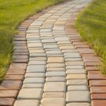 18 Stepping Stone Pathway Ideas – Rhythm of the Home