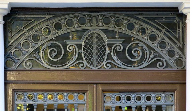 5 Things You Need to Know About Transom Windows - Rhythm of the Home