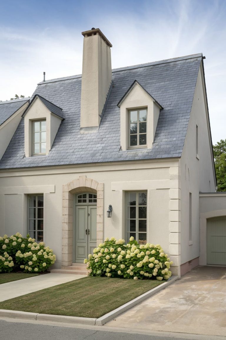 204 Fabulous French Provincial Homes – Rhythm of the Home