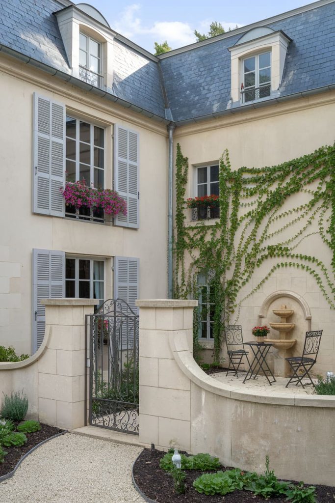 204 Fabulous French Provincial Homes – Rhythm of the Home