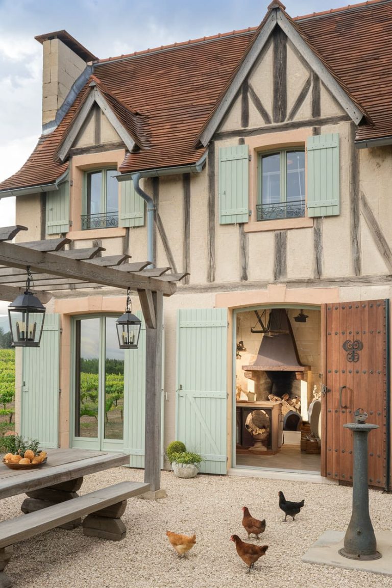 204 Fabulous French Provincial Homes – Rhythm of the Home