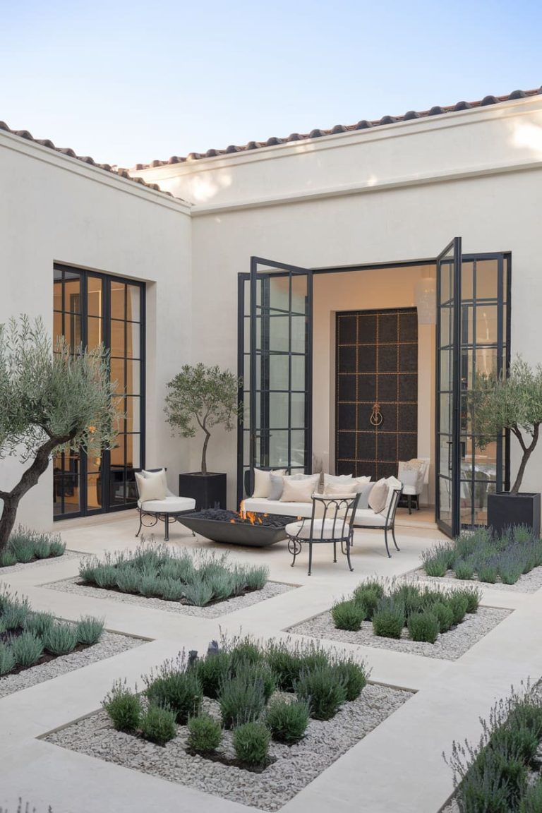204 Fabulous French Provincial Homes – Rhythm of the Home