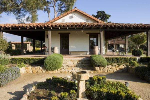 10 Spanish Colonial Homes You’ll Love – Rhythm of the Home