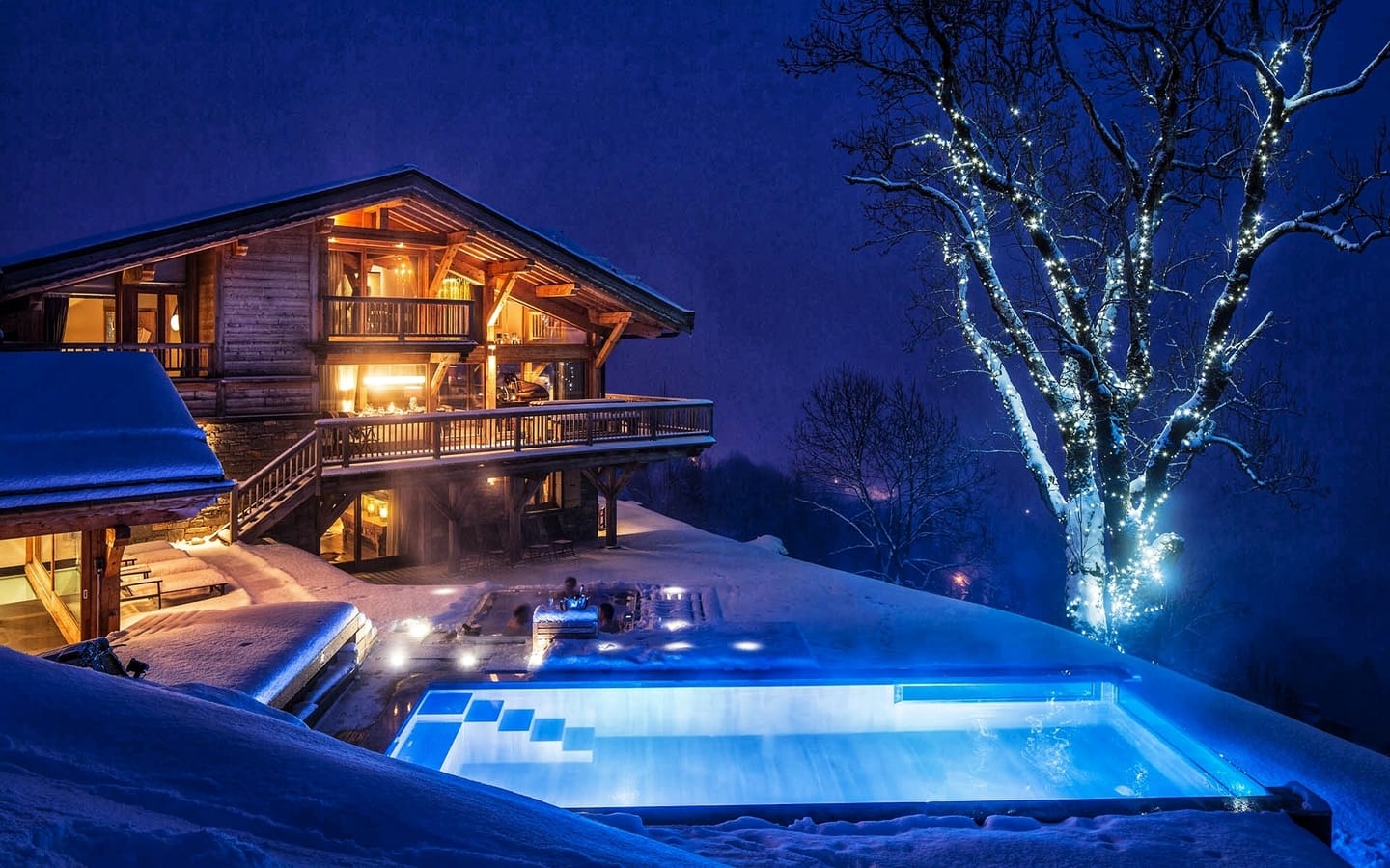 10 Impressive Chalet Style Homes - Rhythm of the Home