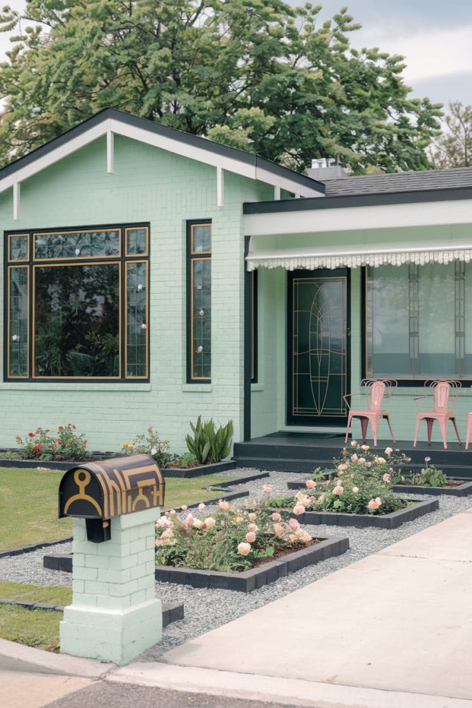 The 53 Best Exterior Colors for Ranch Houses – Rhythm of the Home