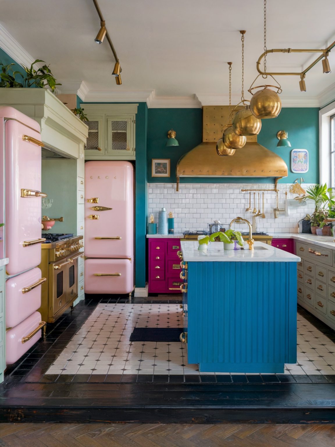 14 Kitschy Kitchen Ideas – Rhythm of the Home