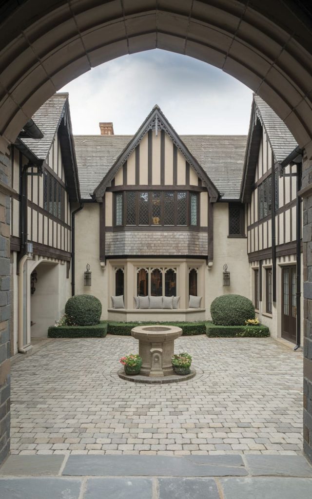 150 Beautiful Tudor Mansions – Rhythm of the Home